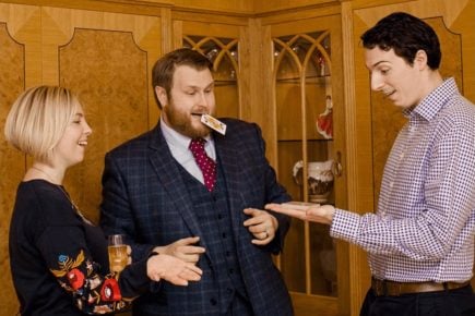 Magic for team building | Corporate Magician | CW Magic